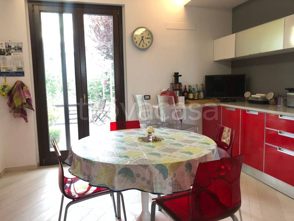 Villa in vendita a Castelraimondo localita collina, 1