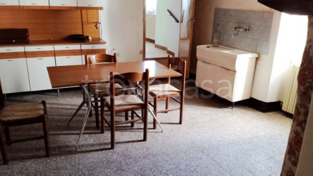 Villa in vendita a Cantiano via Bevano, 52