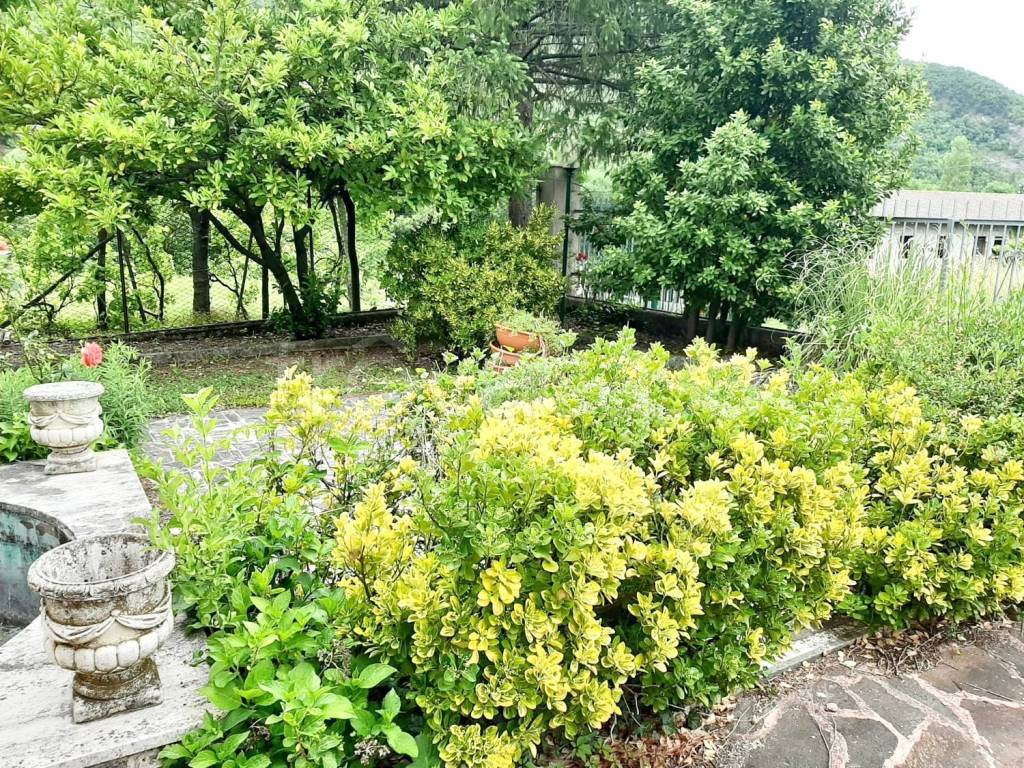 Villa in vendita a Camerino la sfercia s.n.c