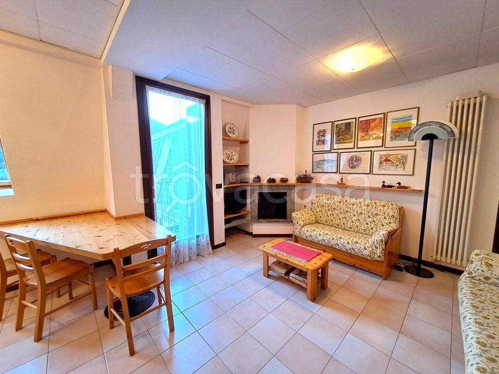 Appartamento in vendita a Chiesa in Valmalenco via Milano, 6