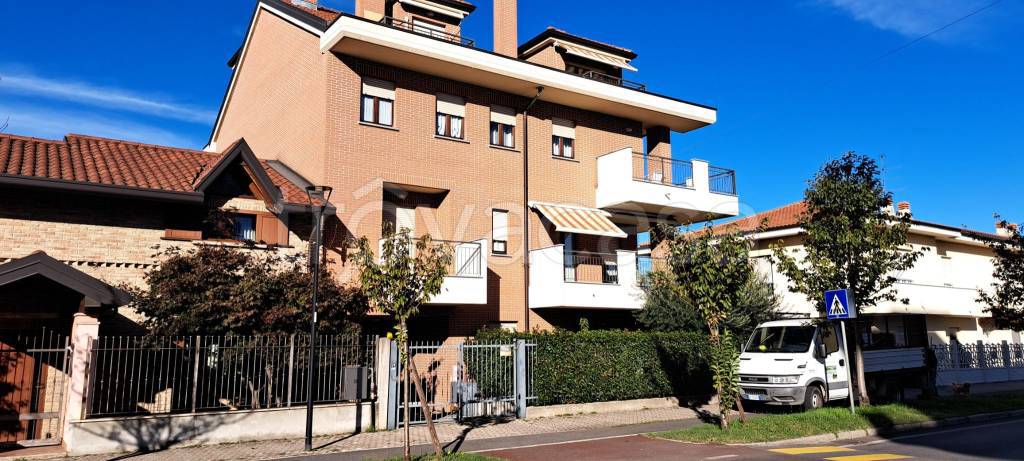 Appartamento in vendita a Cesano Maderno via Molino Arese, 1