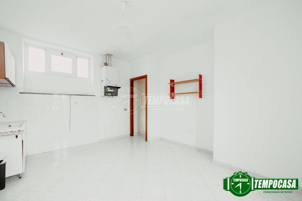 Appartamento in vendita a Tortona via Tommaso Campanella