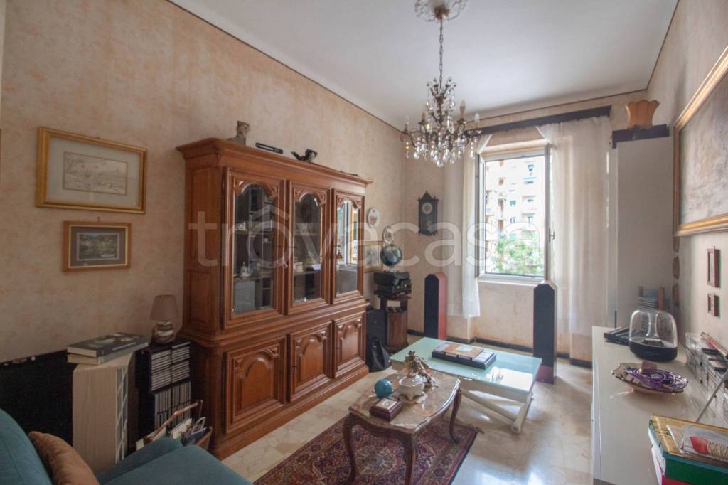 Appartamento in vendita a Genova via Giovanni Torti
