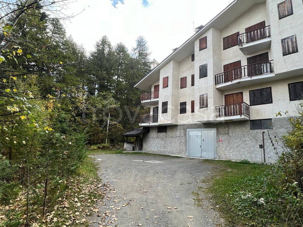 Appartamento in vendita a Chiomonte via Gran Serin
