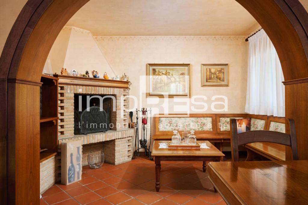 Casa Indipendente in vendita a Quinto di Treviso via Biasuzzi