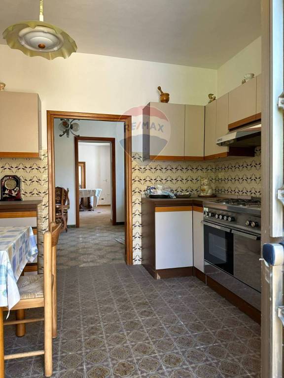 Casa Indipendente in vendita a Scapoli via Padulo, snc