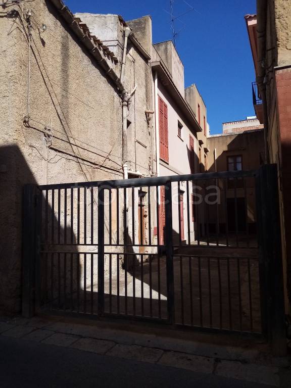 Casa Indipendente in in vendita da privato a Castelvetrano via Regolo Sartori, 26