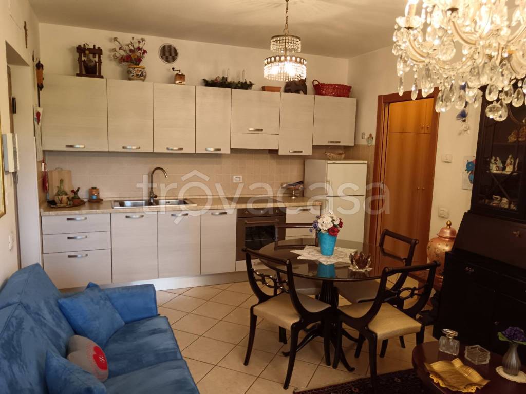 Appartamento in vendita a Bergamo