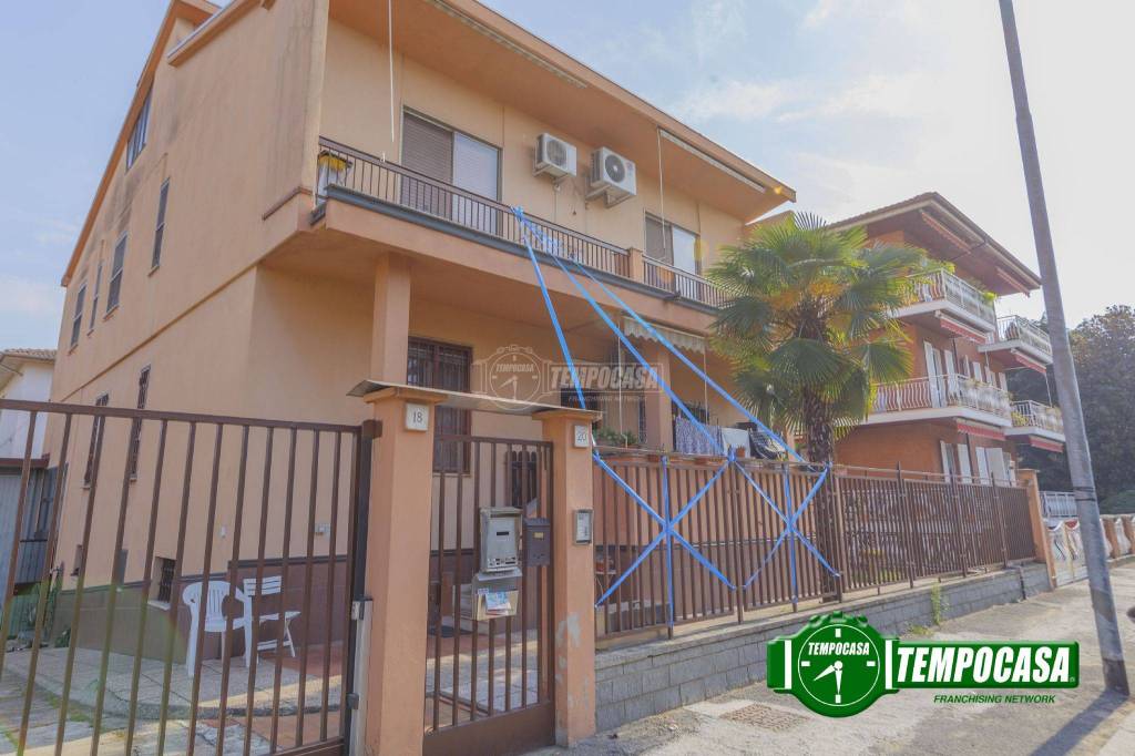 Appartamento in vendita a Pavia via Solferino