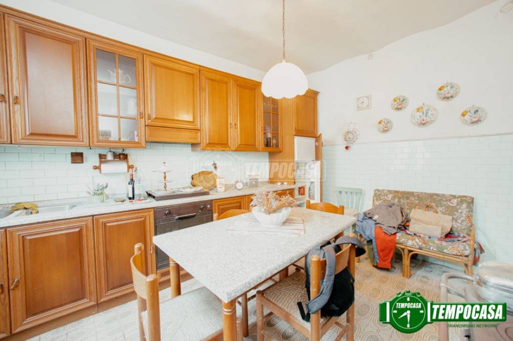 Casa Indipendente in vendita a Carezzano via della Costa