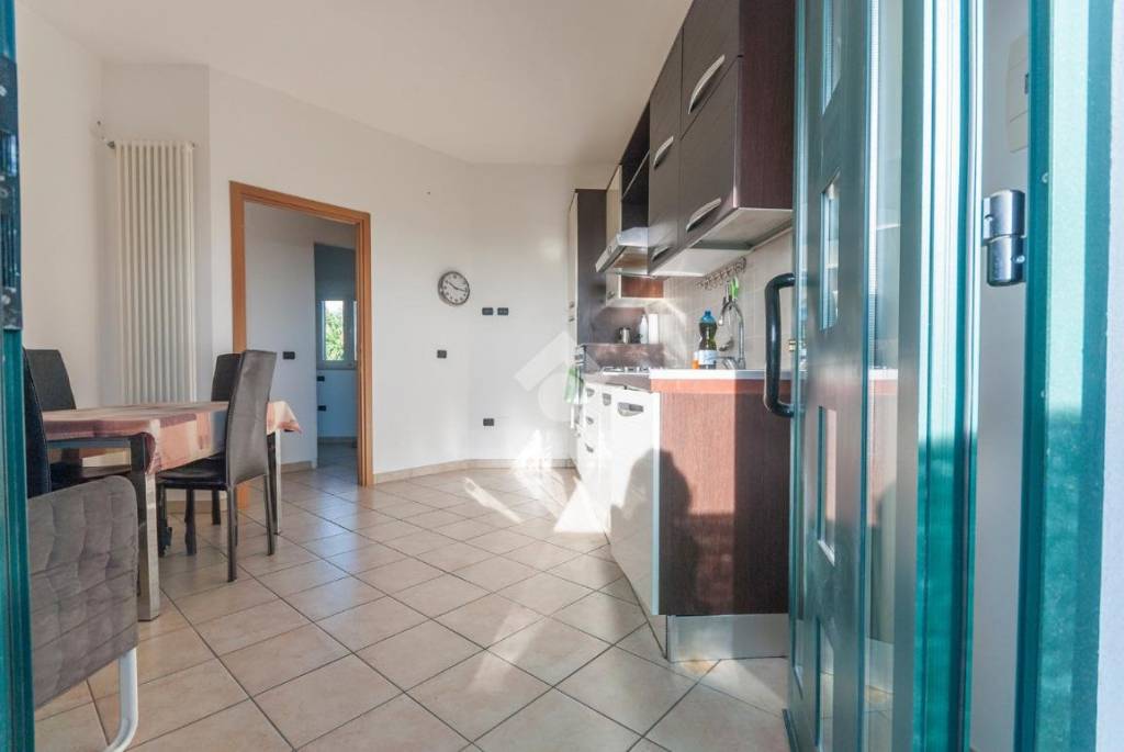 Appartamento in vendita a Roseto degli Abruzzi via c. Romualdi, 22