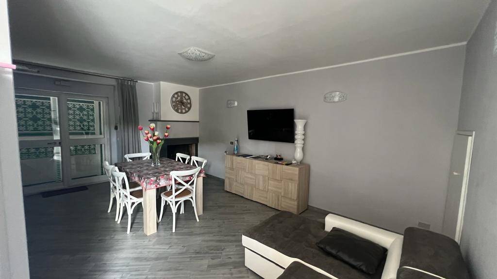 Intero Stabile in vendita a Calvizzano