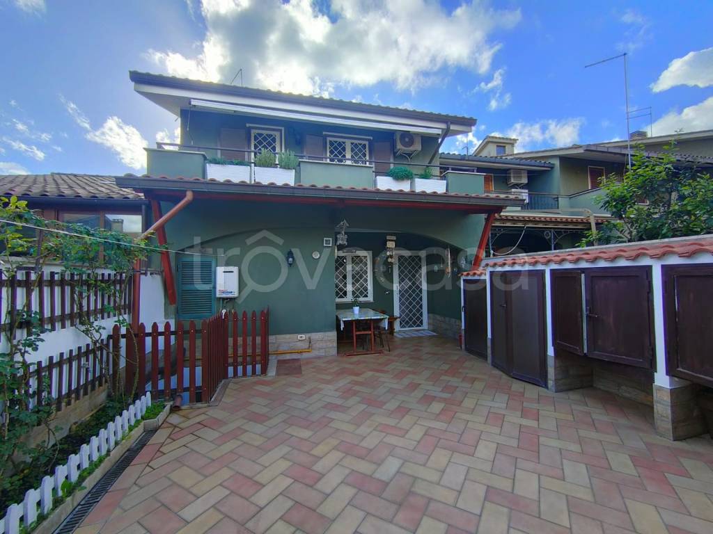 Villa a Schiera in vendita a Cerveteri via Eugenio Rinaldi