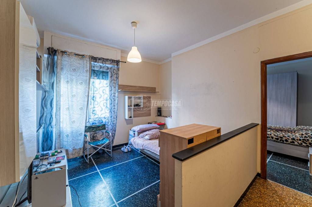 Appartamento in vendita a Genova via Leonardo Montaldo 22