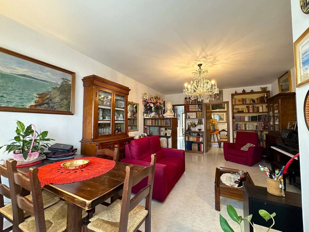 Appartamento in vendita a Tarquinia via Giovanni Falcone, 5