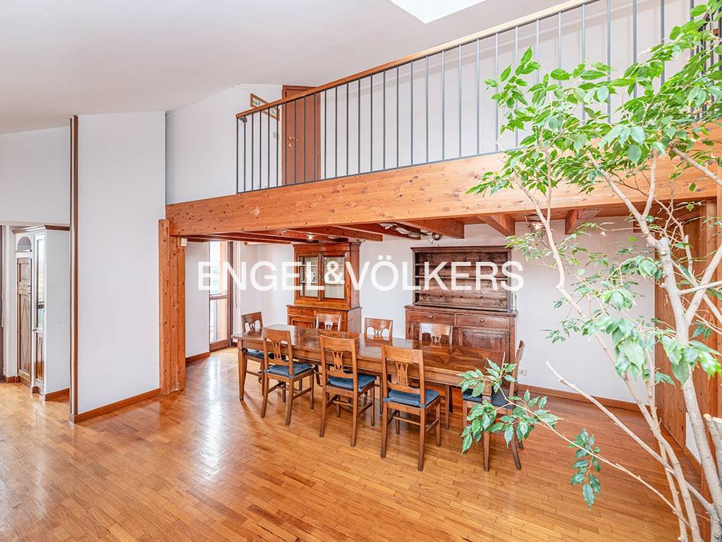 Attico in vendita a Monza via Giulio Caccini, 12