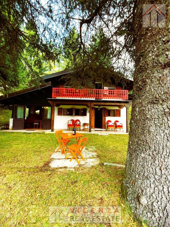 Villa in vendita a Sarmede via Battaglione Manara