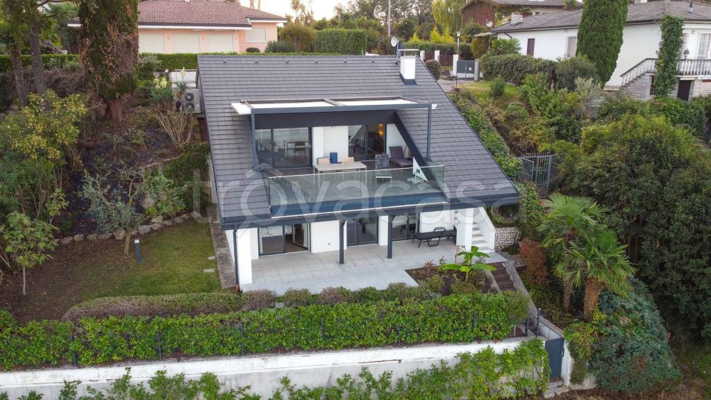 Villa in vendita a Lazise