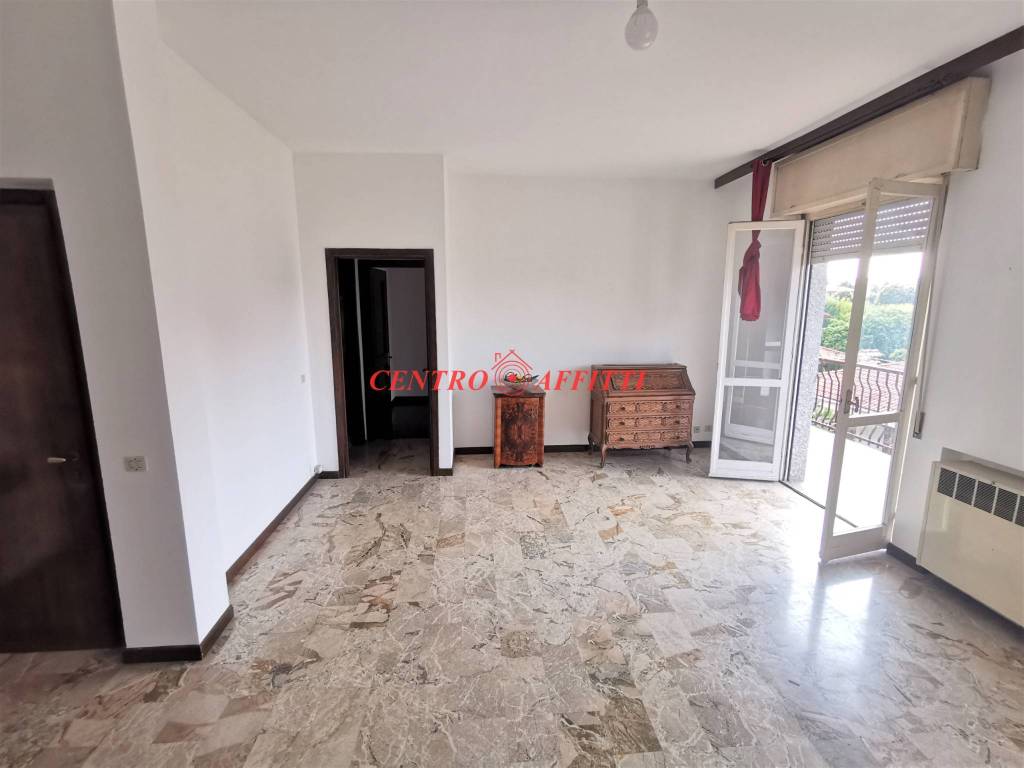 Appartamento in vendita a Pavia via Liguria, 2