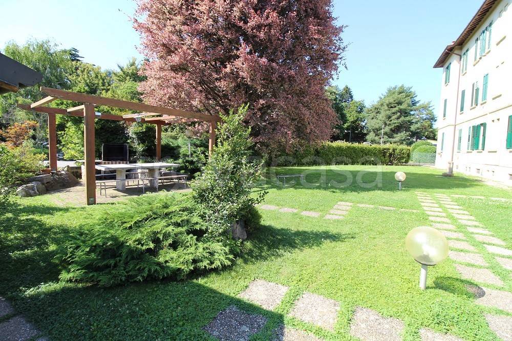 Appartamento in vendita ad Appiano Gentile via della Resistenza