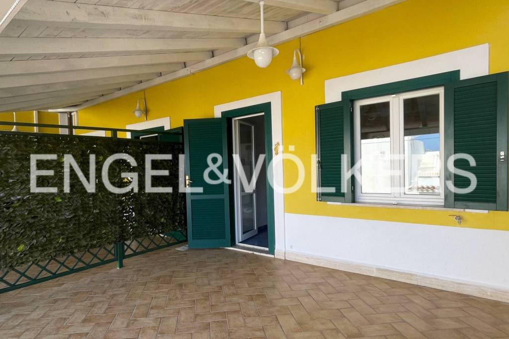 Appartamento in vendita a Ponza via Contrada Sandolo