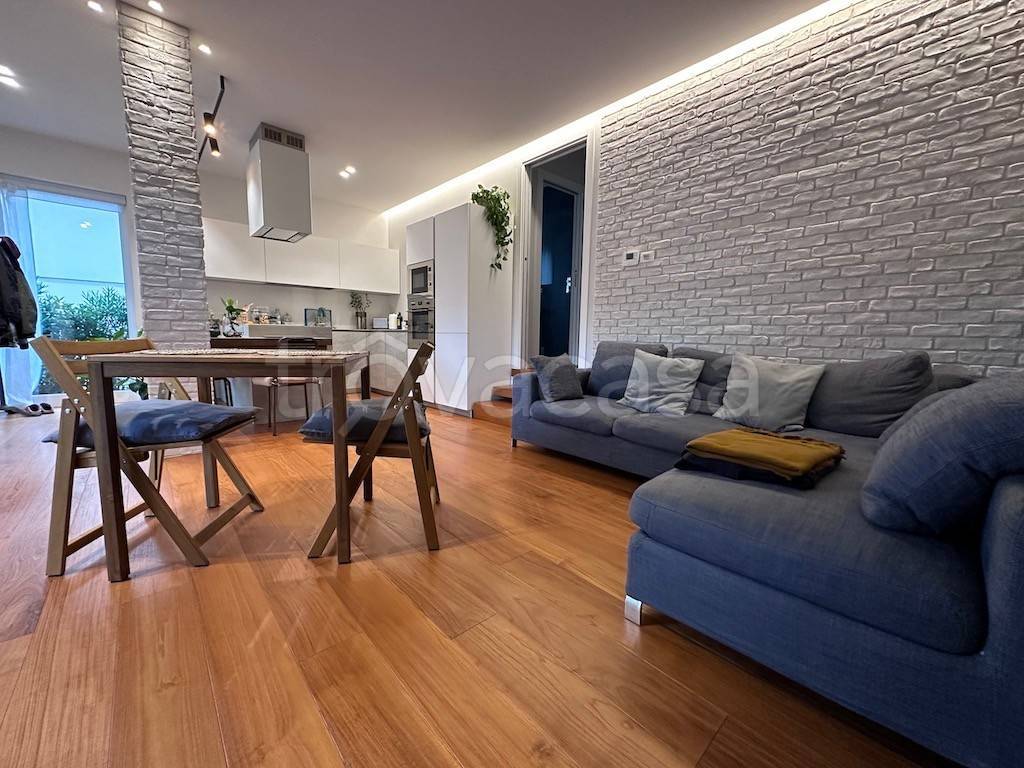 Appartamento in vendita a Cervia via del Correggio