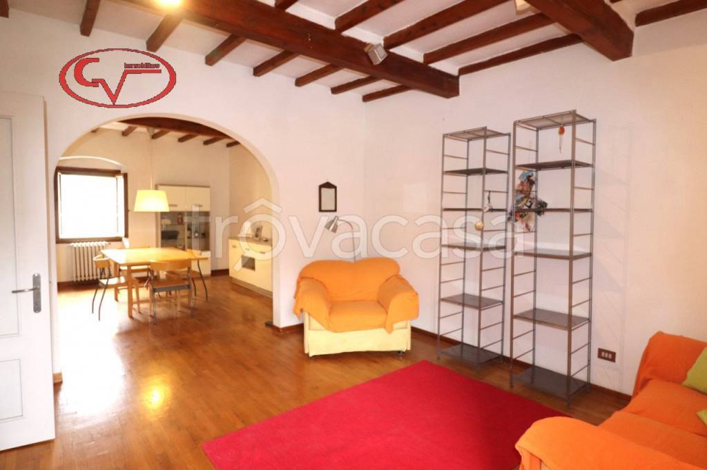 Appartamento in vendita a Montevarchi via Ammiraglio Burzagli