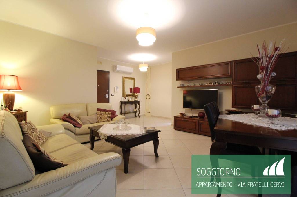 Appartamento in vendita a Mesagne via Fratelli Cervi, 14