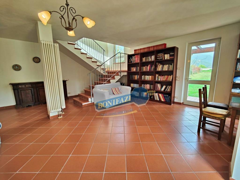 Villa in vendita a Seravezza