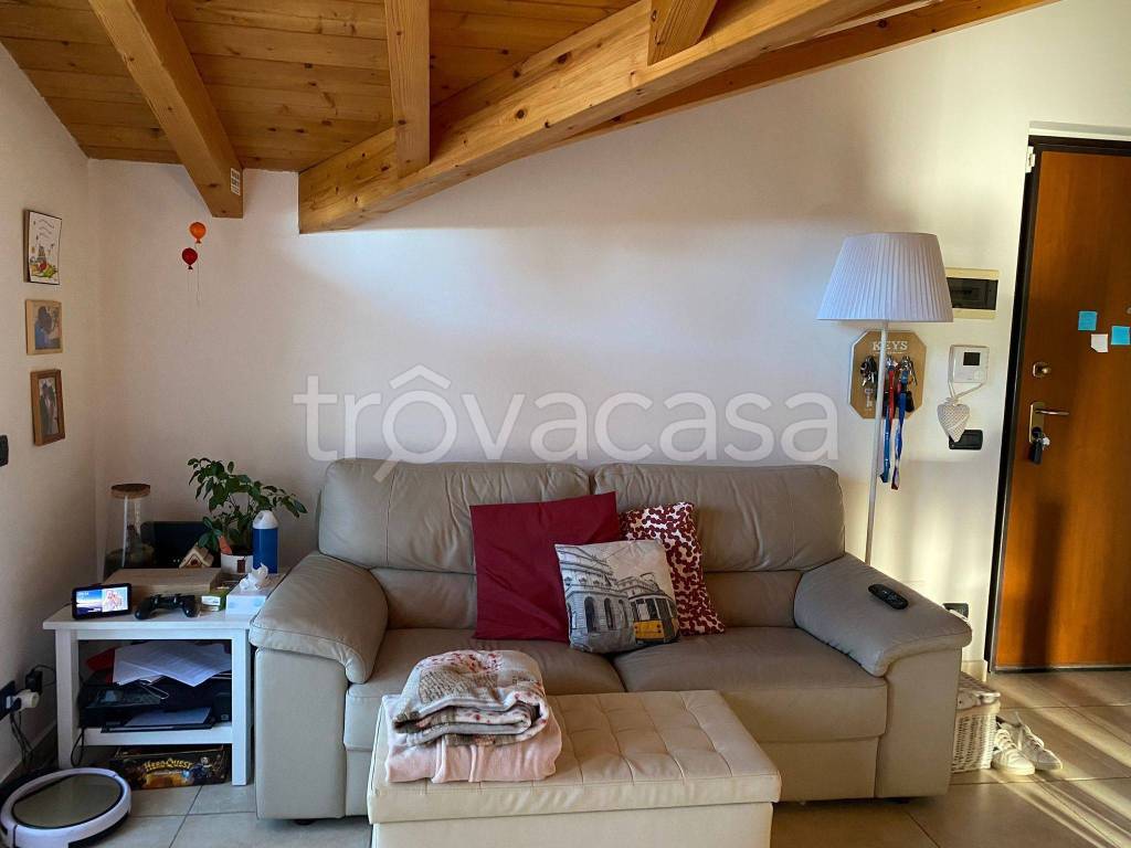 Appartamento in in vendita da privato a Cuasso al Monte via Repubblica, 1