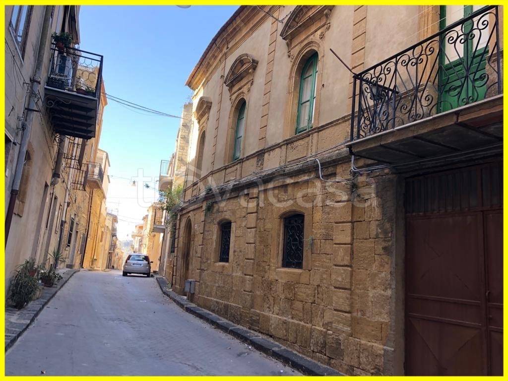 Intero Stabile in in vendita da privato a Pietraperzia via San Nicolò, 16