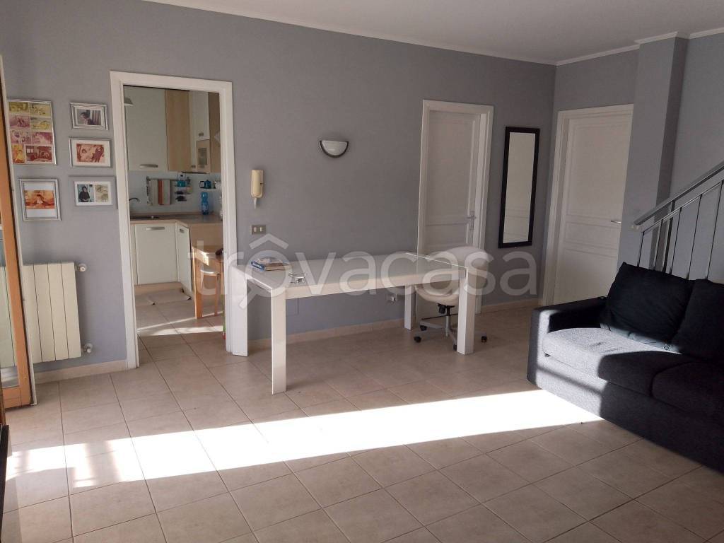 Appartamento in in vendita da privato a Castelnuovo di Porto via Montefiore, 57 g