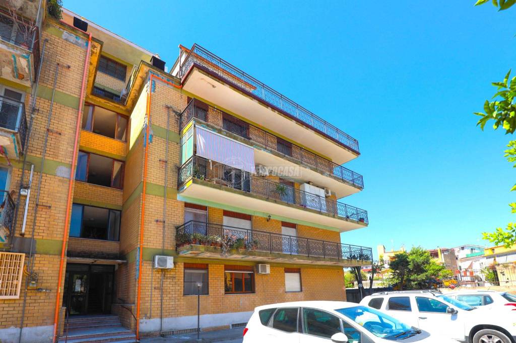 Appartamento in vendita a Pomigliano d'Arco via Vittorio Imbriani, 50
