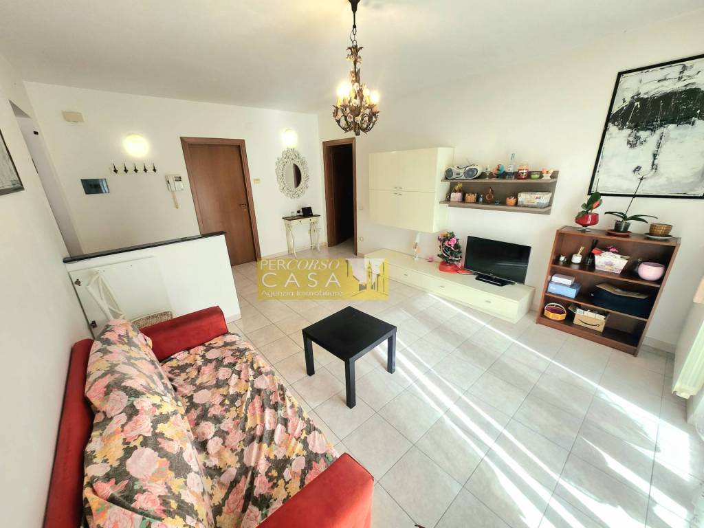 Appartamento in vendita a Teramo via Vincenzo Pilotti, 13