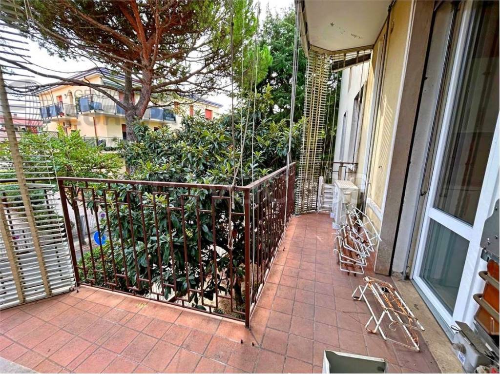 Appartamento in vendita a Padova via pimbiolo
