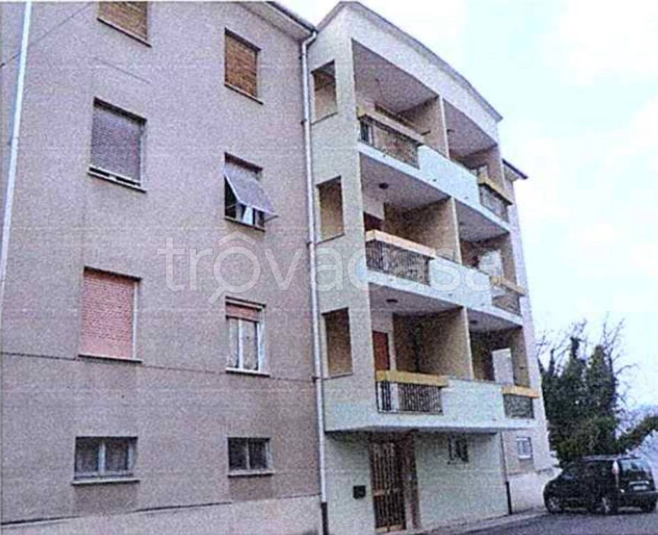 Appartamento all'asta a Cairo Montenotte via r. Astesiano