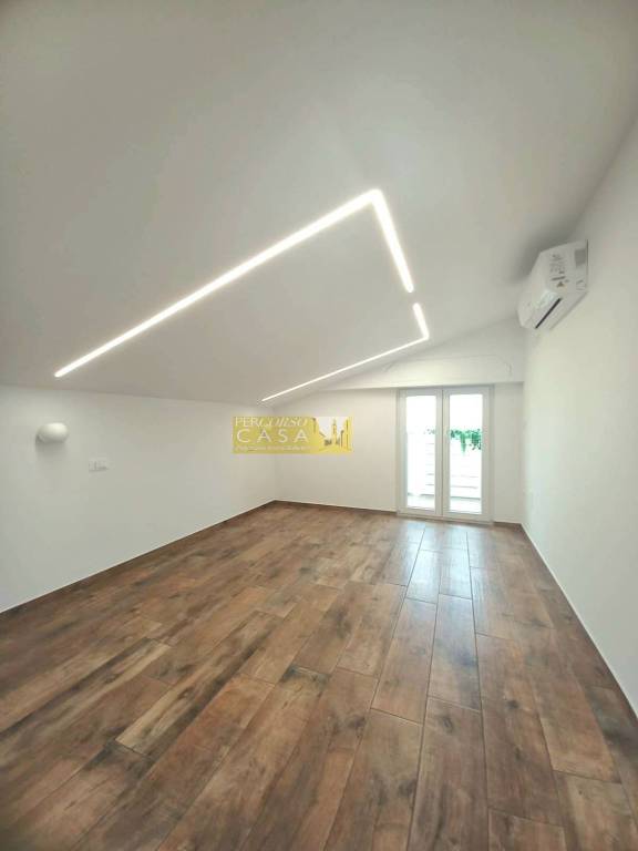 Appartamento in vendita a Giulianova ss 80, 26