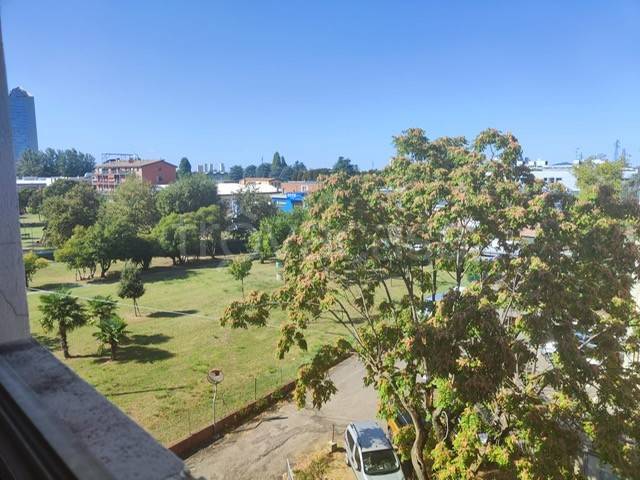 Appartamento in vendita a Bologna via Giuseppe Massarenti