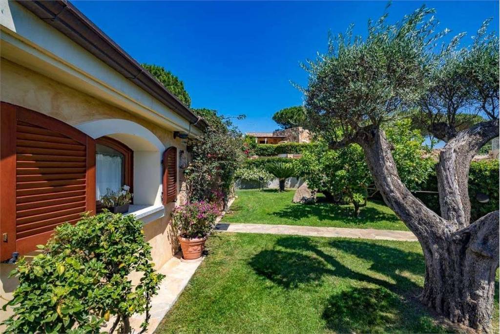 Villa in vendita a Loiri Porto San Paolo