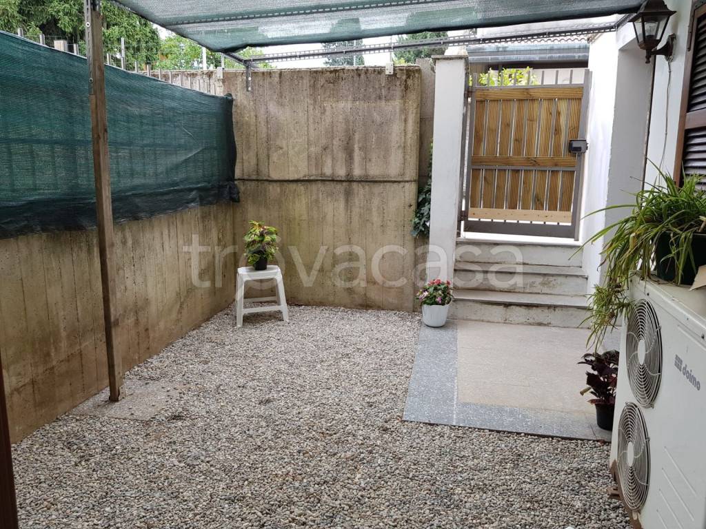 Appartamento in in vendita da privato ad Arconate vicolo Alessandro Manzoni, 7