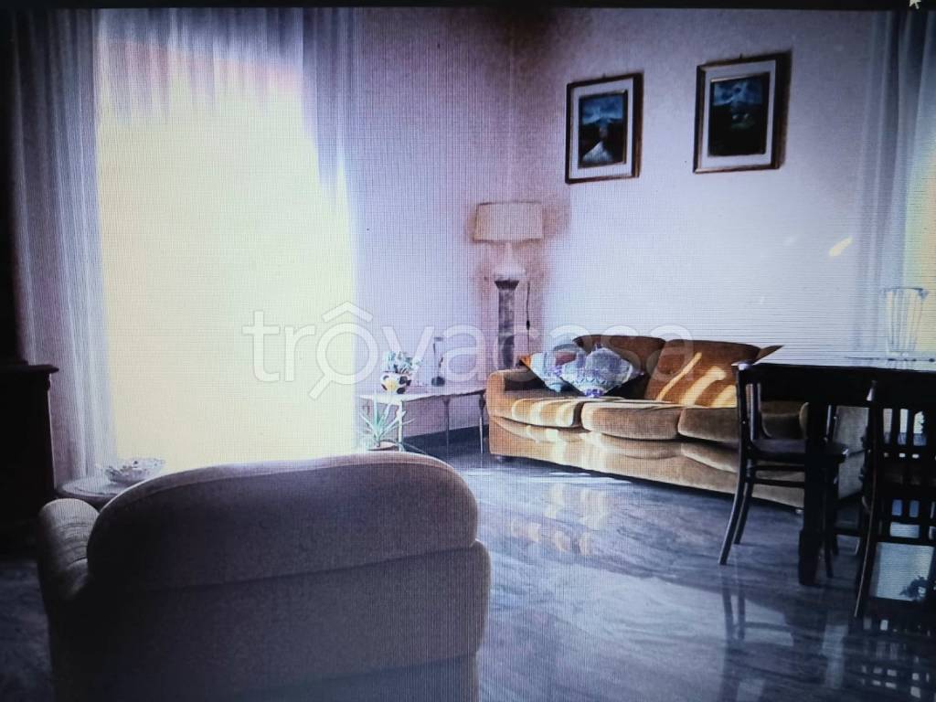 Casa Indipendente in in vendita da privato a Moliterno via Ortone, 23