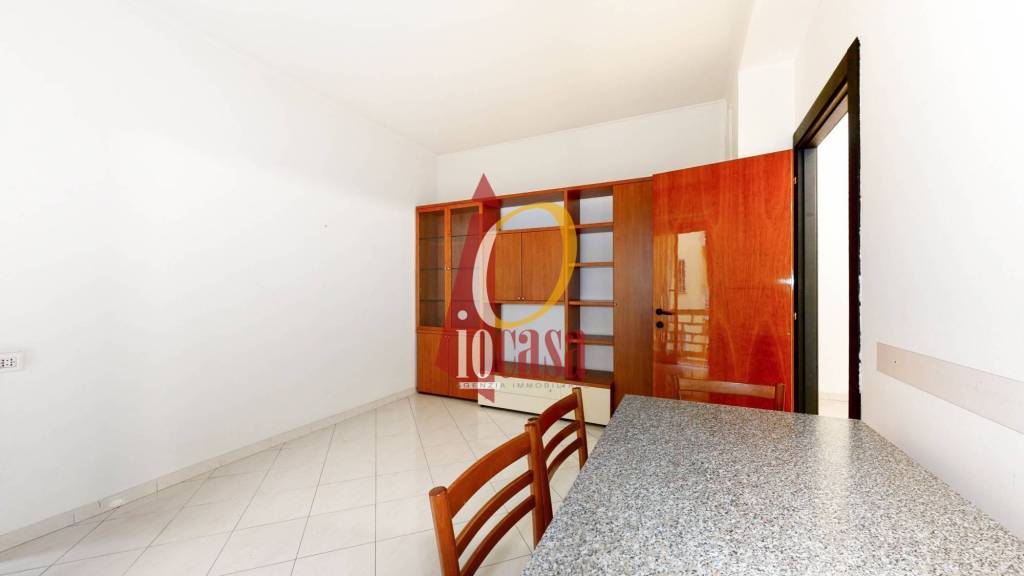 Appartamento in vendita a Milano via Arcivescovo Romilli