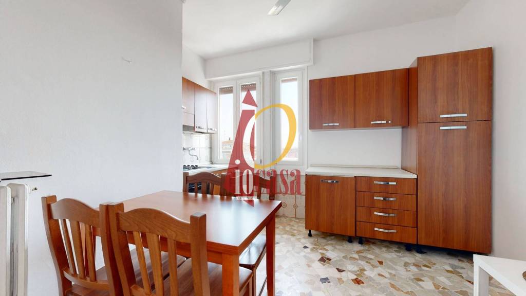 Appartamento in vendita a Milano viale Romolo