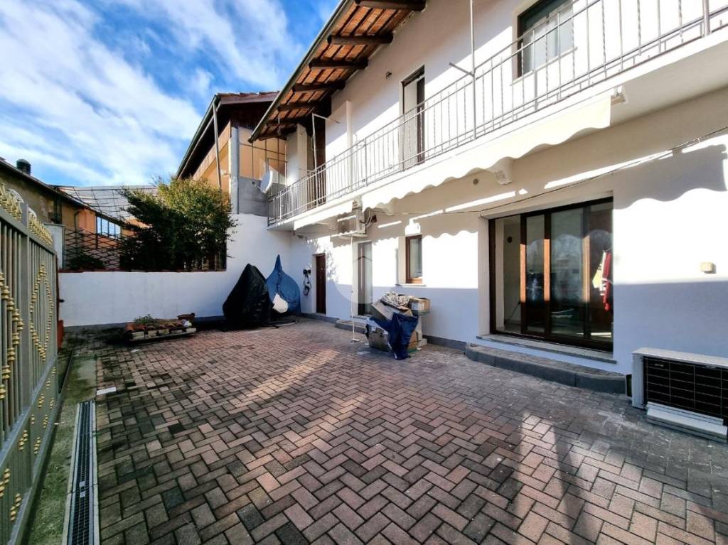 Casa Indipendente in vendita a Orio Canavese via Torino, 4