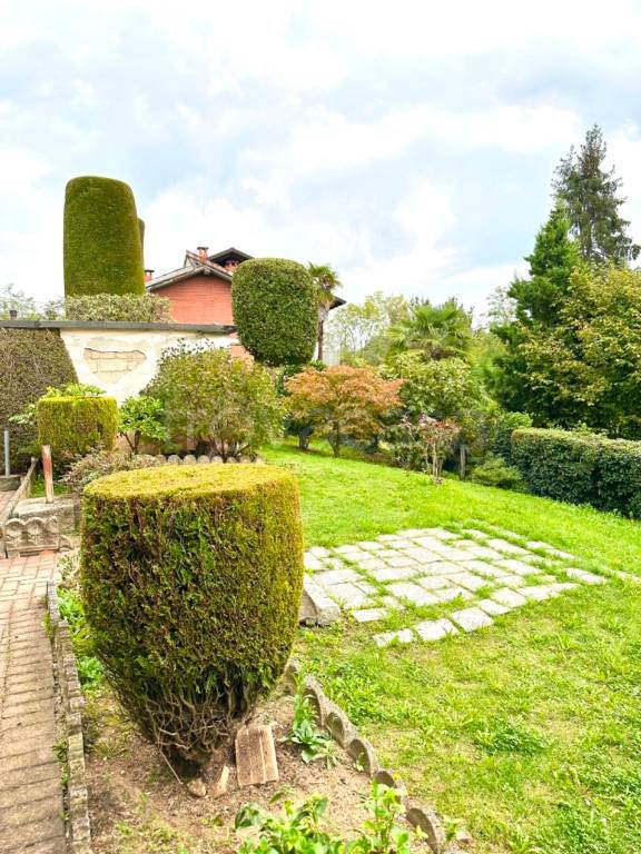 Casa Indipendente in vendita a Lessona borgata Bozzo, 7