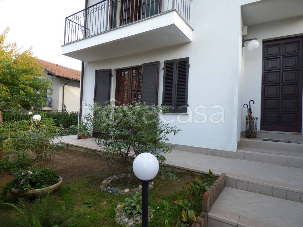 Villa Bifamiliare in in vendita da privato a Castelnuovo Don Bosco via Guglielmo Marconi, 85