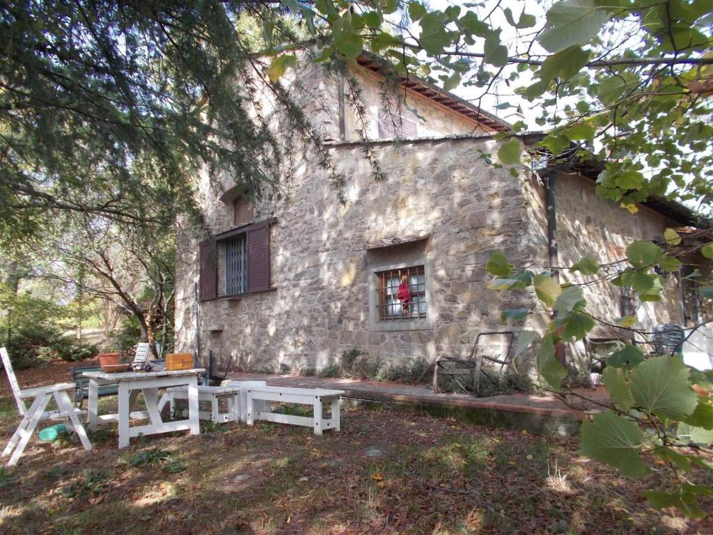 Colonica in vendita a Vaglia via di Caselline