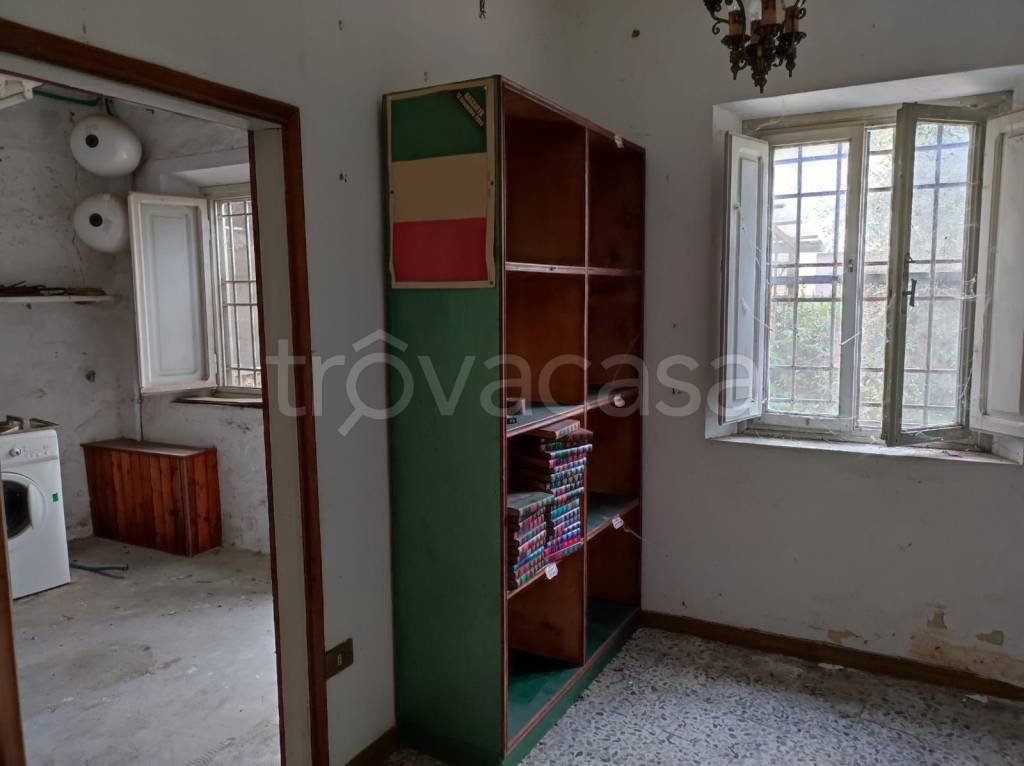 Casa Indipendente in vendita a Lucca via delle Ville 1, 2919