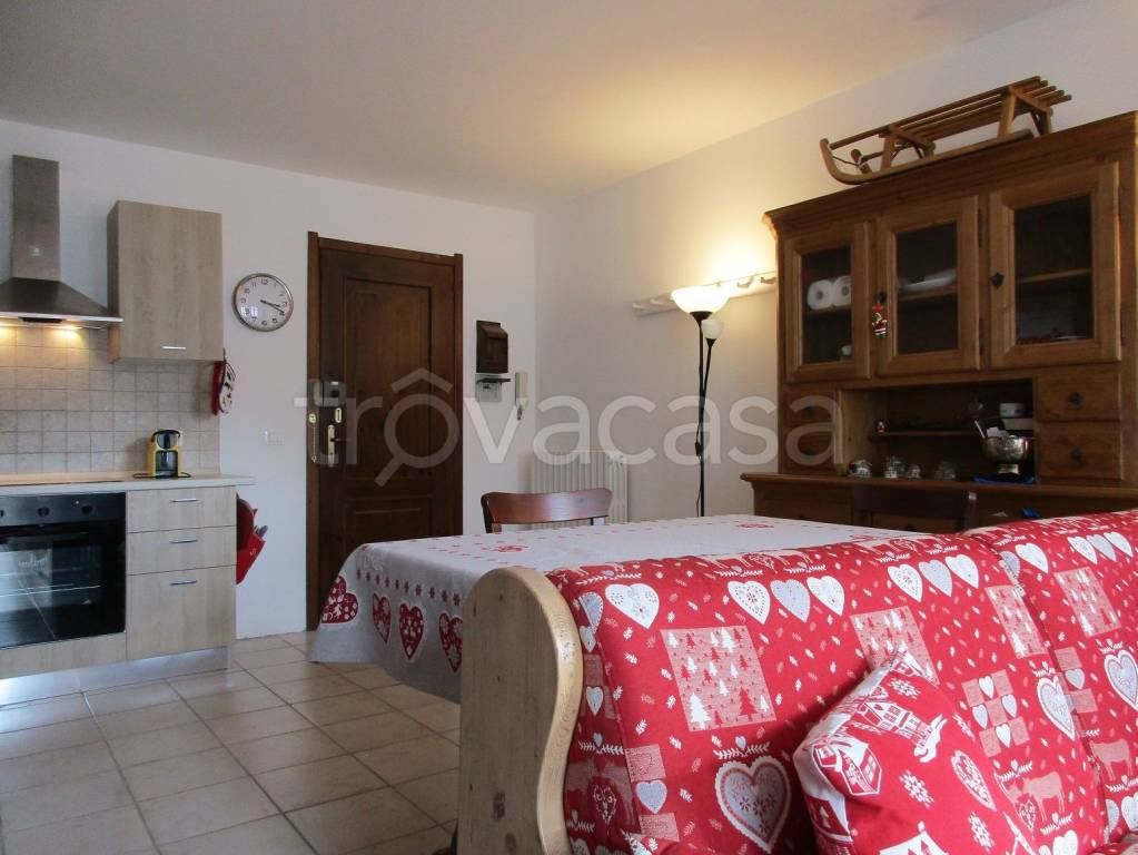 Appartamento in vendita a Bardonecchia via g. F. Medail, 91