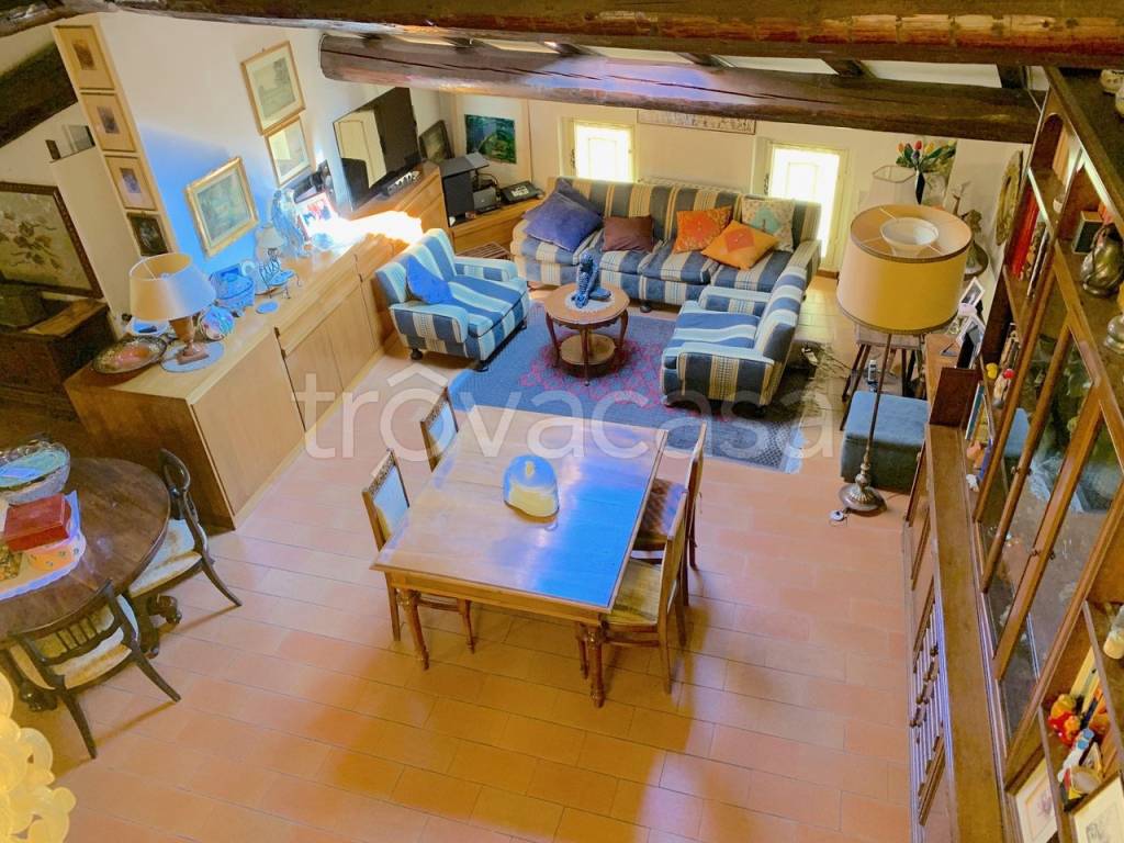 Appartamento in vendita a Bologna via Saragozza